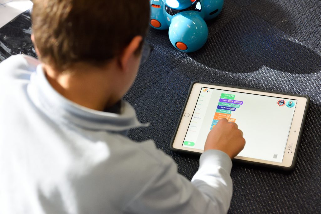 Scratch Intro - imaginecodecreate.com Scratch Intro - imaginecodecreate.com